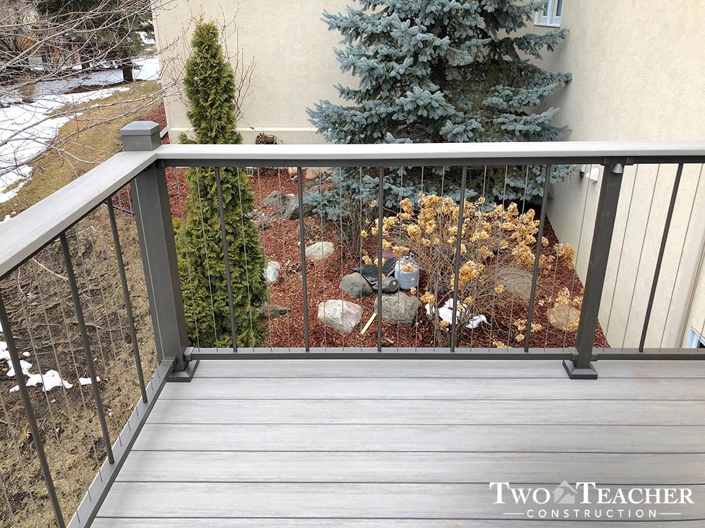 Cable Railing, 4″ Post & Drinkrail – Two Teacher Construction